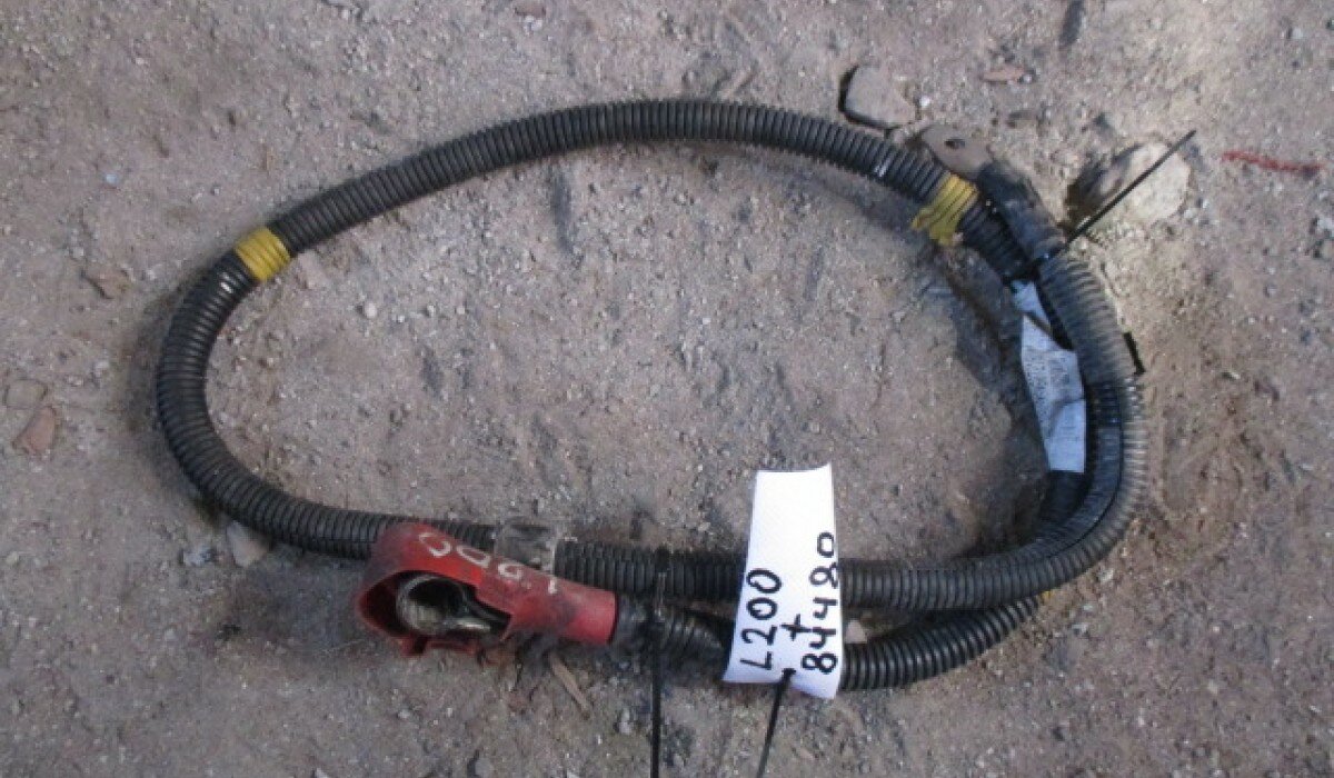 Провод L200 (K6,K7) Mitsubishi MN138949