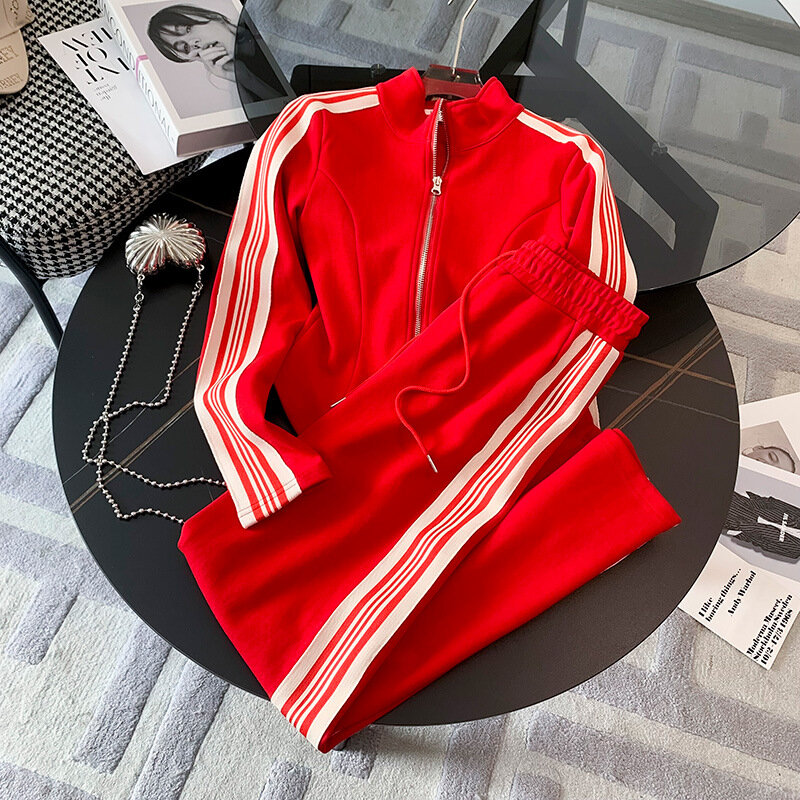 Комплект одежды