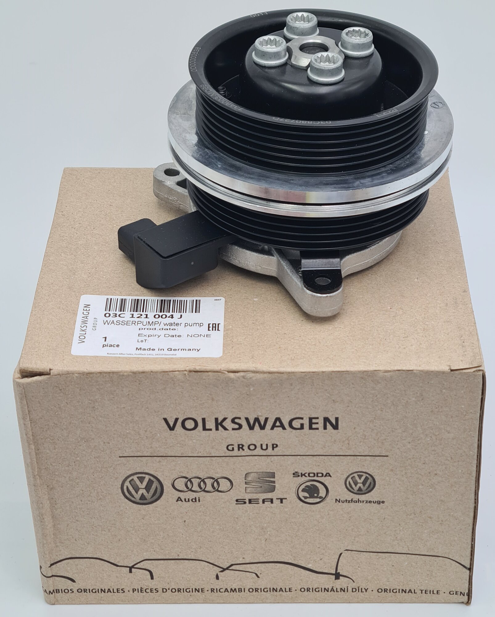 Водяная помпа (насос) VAG 03C121004J ( 03C 121 004 J ) для AUDI, SEAT, SKODA, VOLKSWAGEN