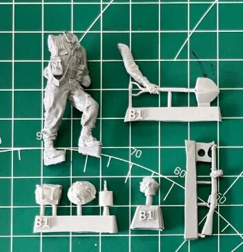 Масштабная модель британской пехоты времен Второй мировой войны 1/35, резиновая, сборная, неокрашенная