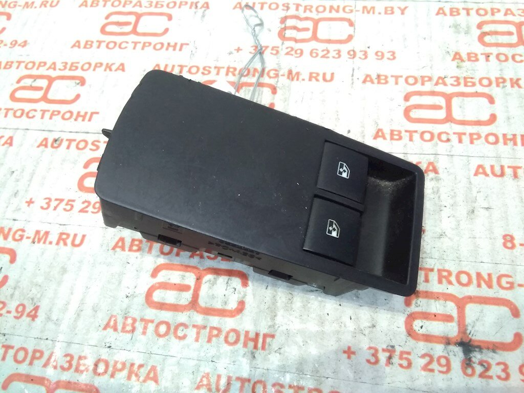 Блок управления стеклоподъемниками Opel Insignia 1 13305978 арт. 594023