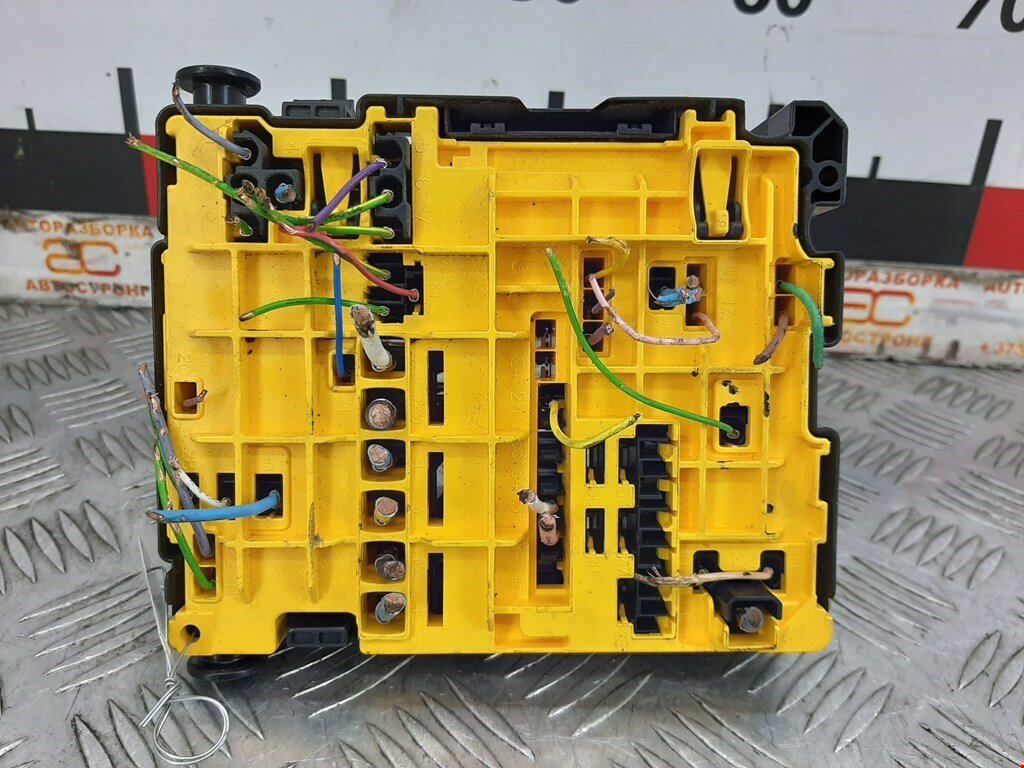 Блок предохранителей Peugeot 2008 1 9672641980 арт. 651300