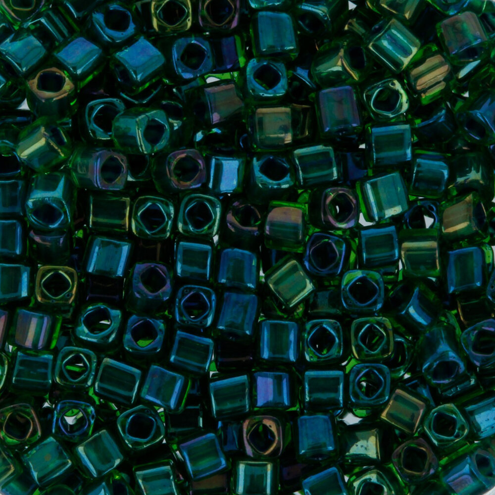 Бисер TOHO Cube, размер 1.5мм, цвет #249 (Окрашенный изнутри, перидот/изумруд), 10 грамм