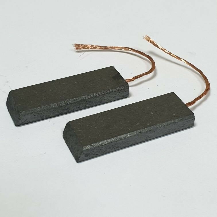 Щетки для стиральной машины Bosch, Indesit, Ariston, Ardo, Zanussi (5x12.5x35 мм) UN125