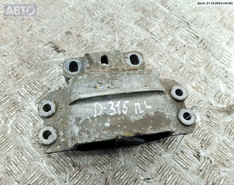 Подушка крепления двигателя Volkswagen Golf-5