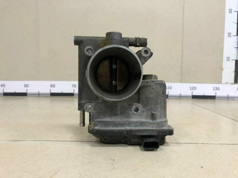 Заслонка дроссельная электрическая Mazda 3 BK 2002-2009 кат.номер: L3R413640