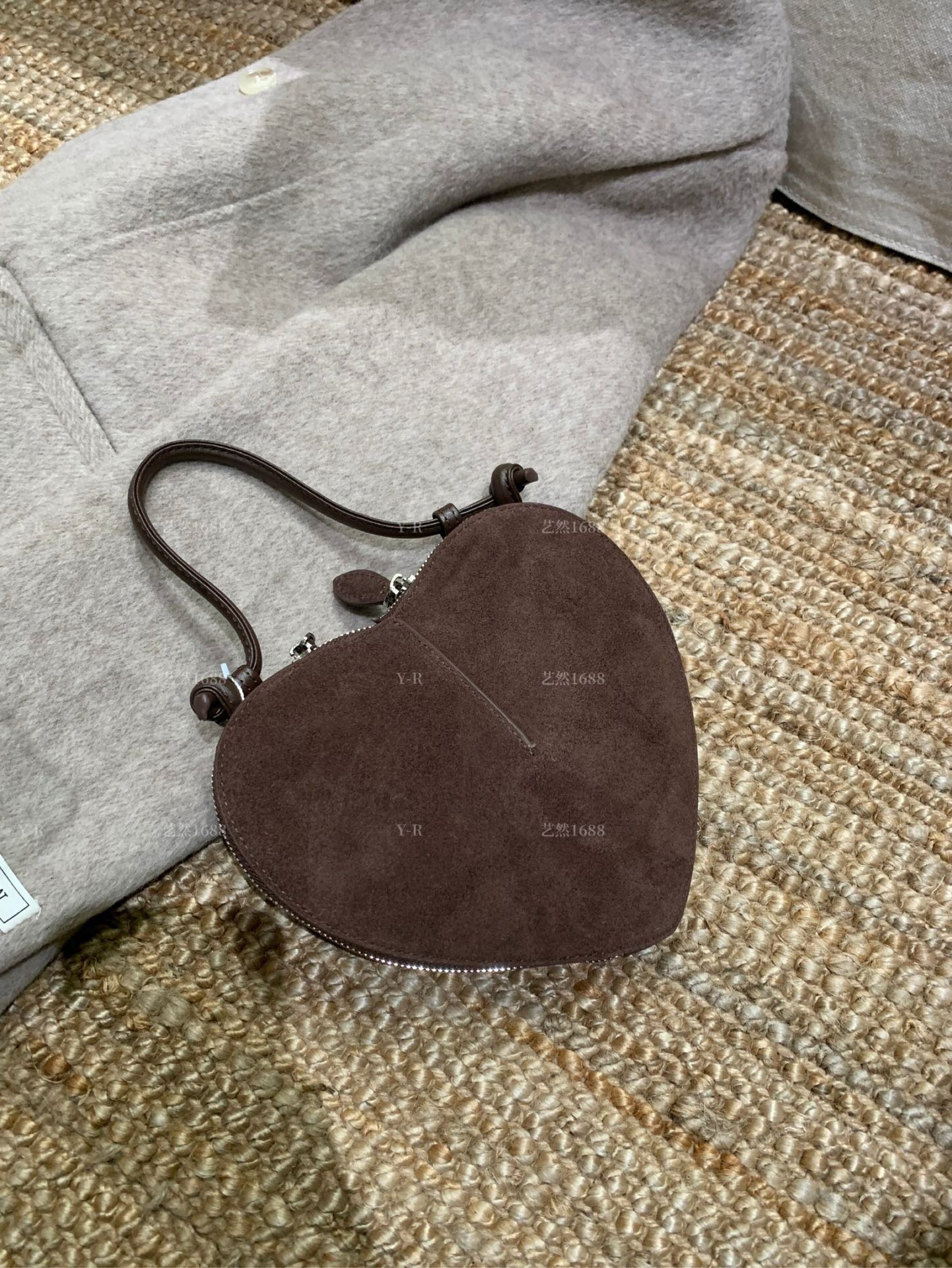 Сумка мессенджер