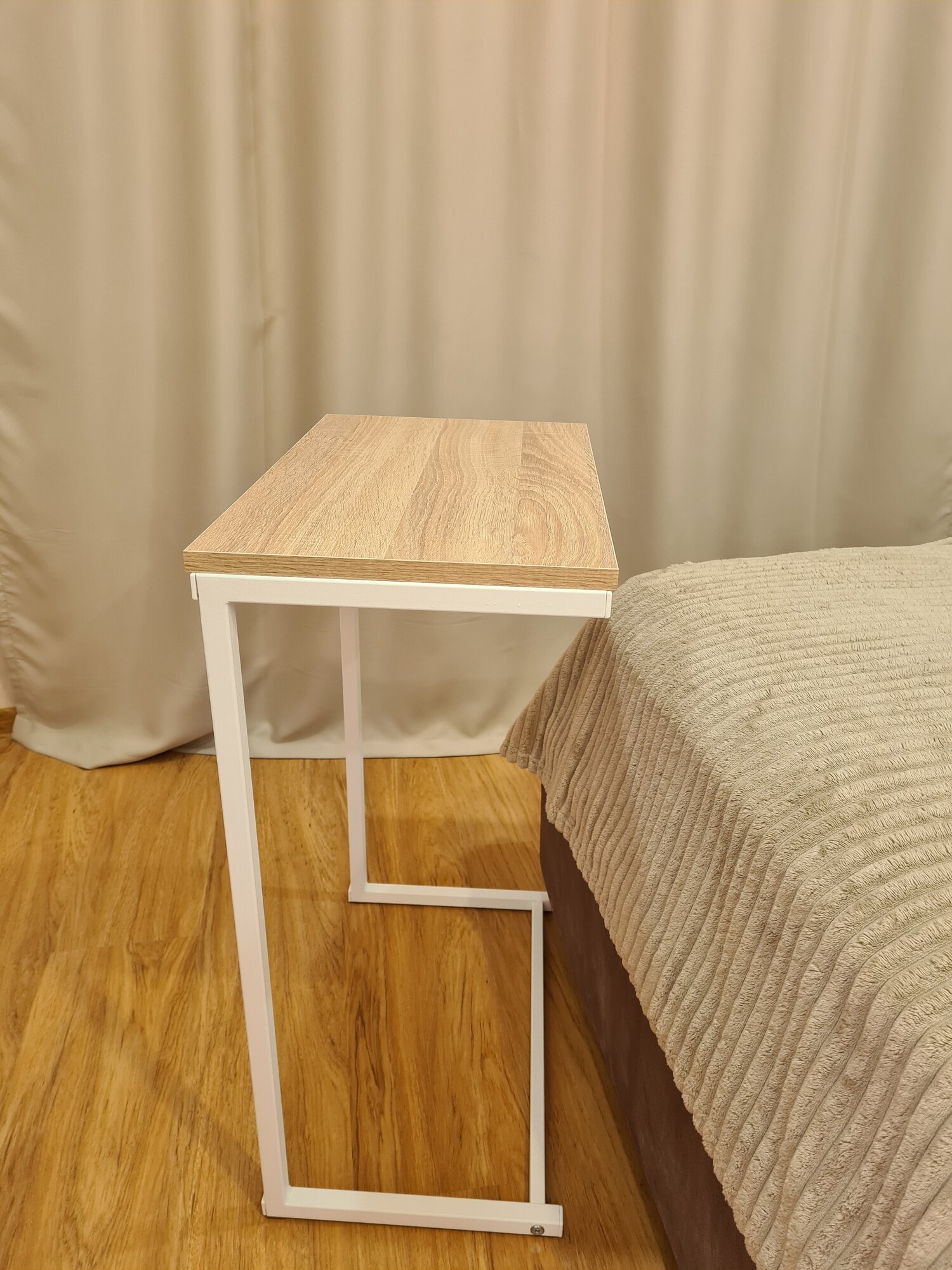 Стол придиванный разборный размер 505х305х700мм ЛДСП Дуб сонома / опора белая