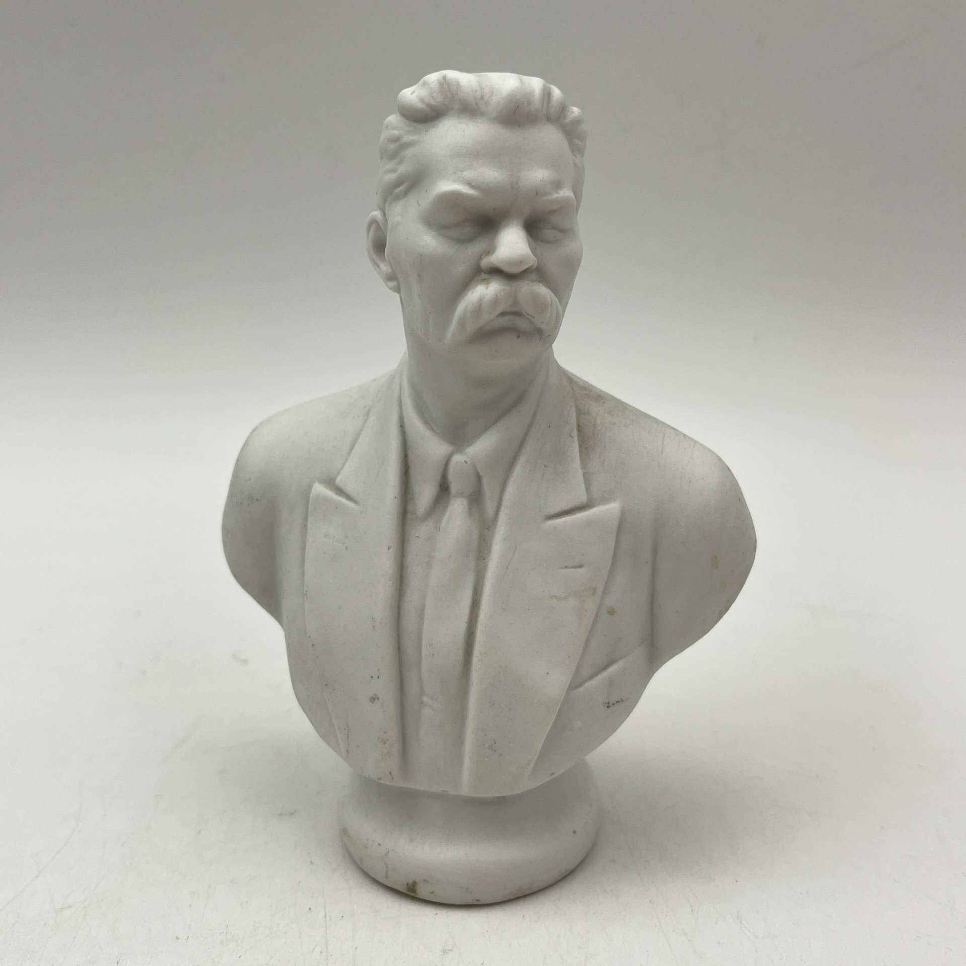Бюст "Максим Горький", бисквит, Ленинградский фарфоровый завод (ЛФЗ), СССР, 1950-1960 гг.