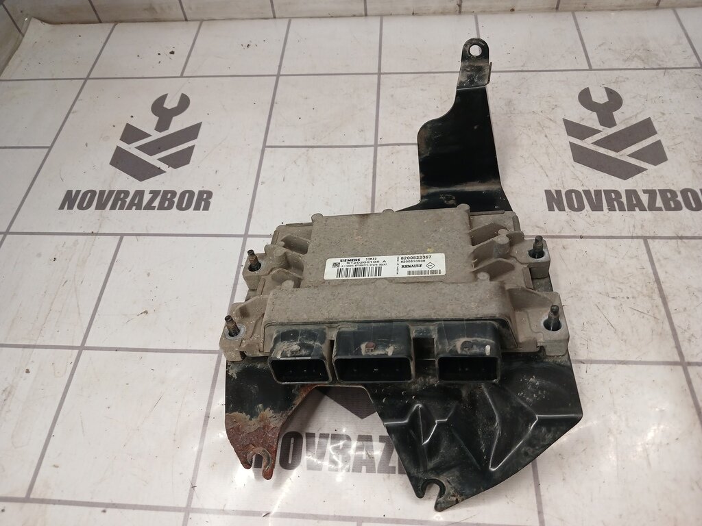 Блок управления двигателем Renault Clio 3 2005-2012