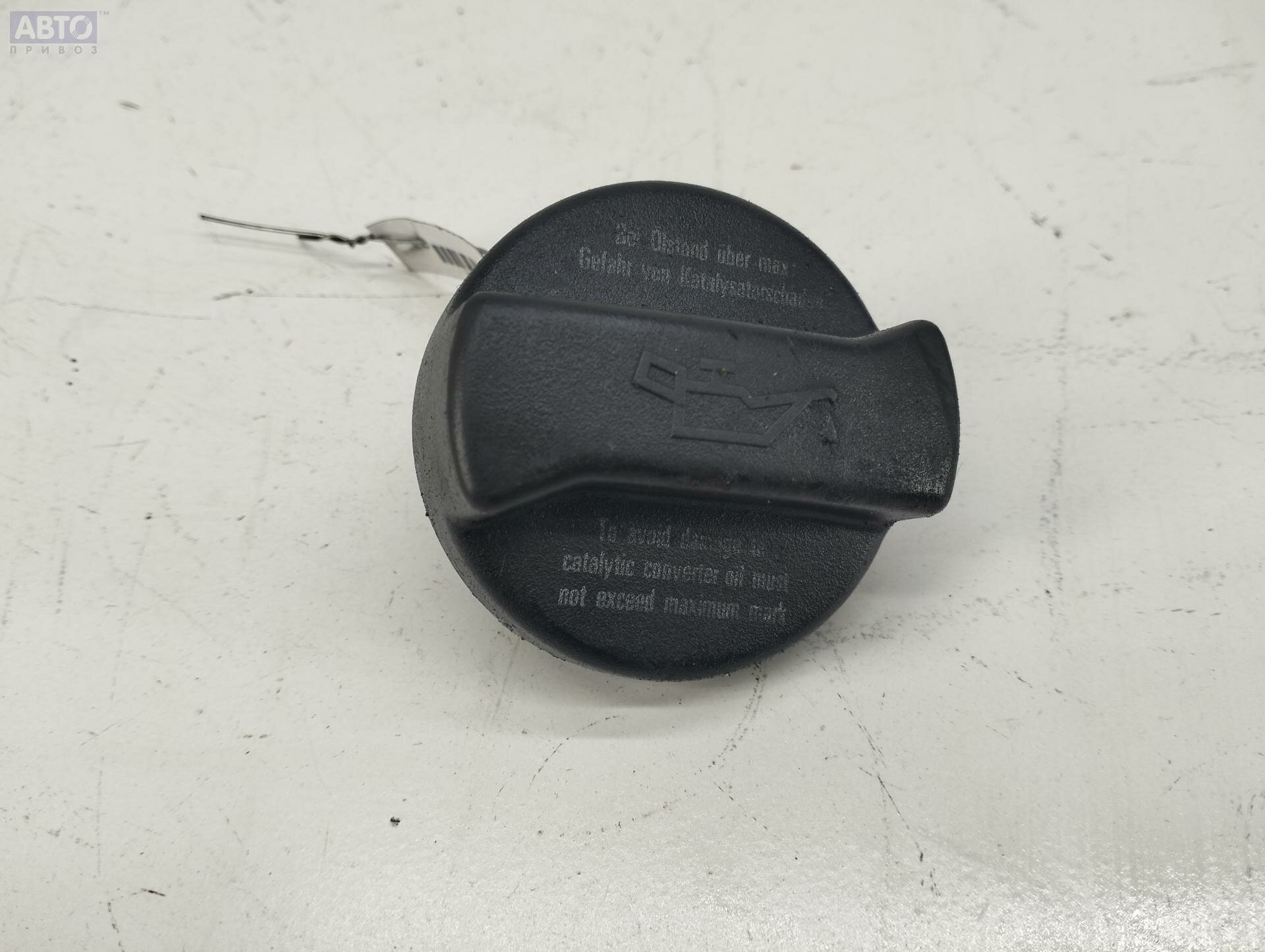 Пробка маслозаливная Skoda Octavia mk2 (A5 1Z) 2004-2013