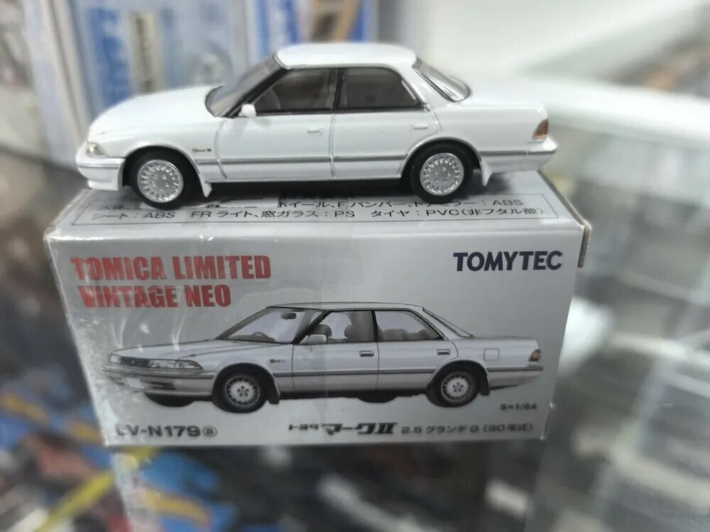 Машинка Tomytec 1/64 Tomica Limited Vintage Tomytec TLV LV-N179a Toyota MARK II 2.5GRANDE G Alloy Car Model Collection Gift