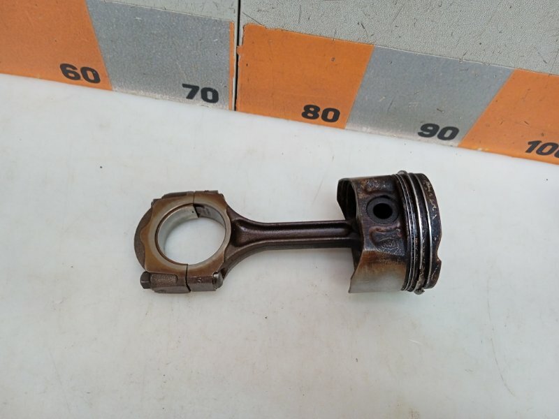 Б/У Поршень с шатуном 1.6 K4M761, Рено Меган 2 Поршень с шатуном Renault Megane 2003-2009 2 339099 RENAULT арт. 7701476930,...