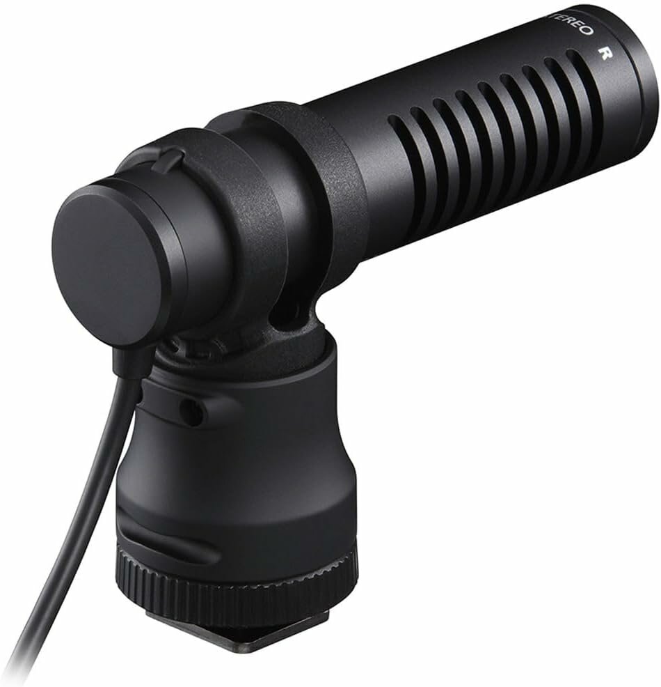 Накамерный микрофон Canon DM-E100, фантомное питание, 3.5 мм, чёрный