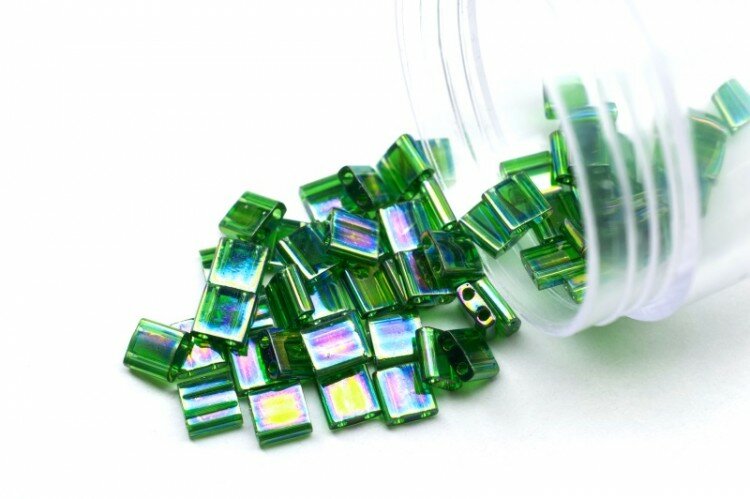 Бисер японский MIYUKI TILA #0179 зеленый, прозрачный радужный, 5 грамм