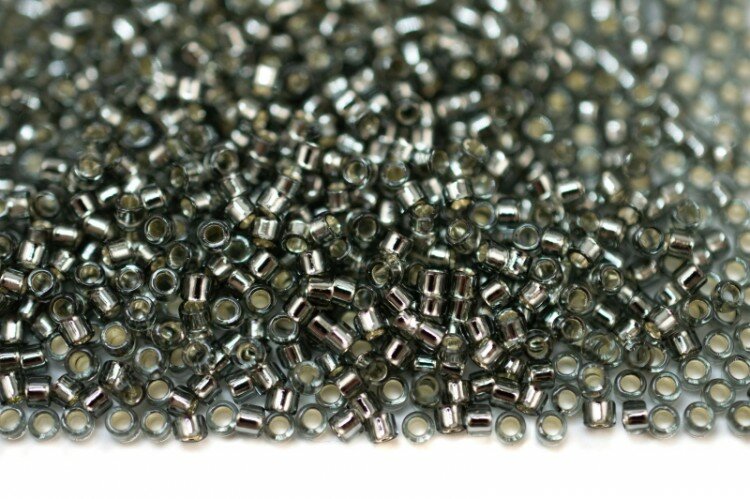 Бисер японский TOHO Treasure цилиндрический 11/0 #0029B серый, серебряная линия внутри, 5 грамм