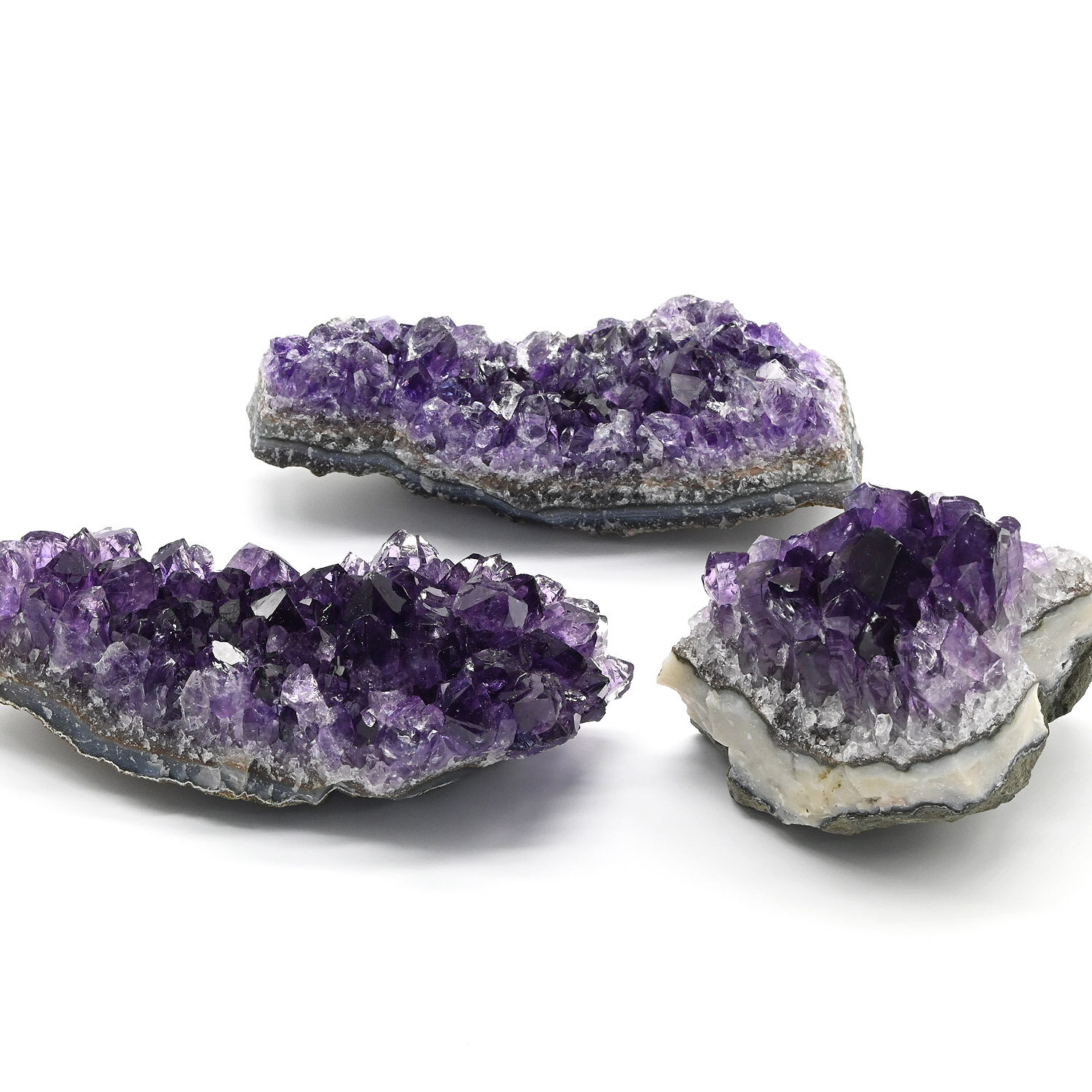 Друза Аметист 90-99г (T). .