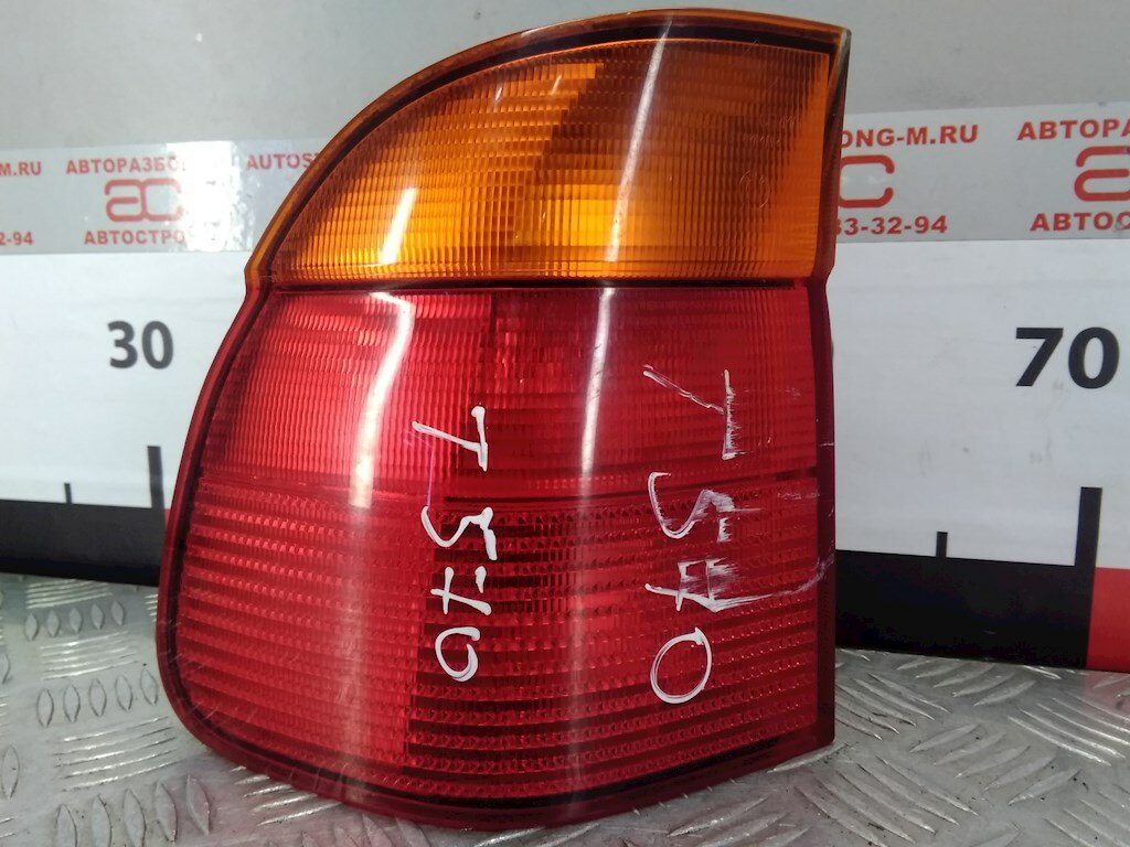 Фонарь задний левый BMW 5-Series (E39) 63218371327 арт. 578875