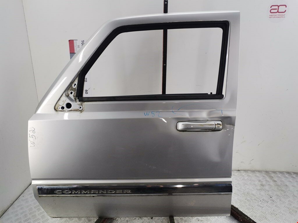 Дверь передняя левая Jeep Commander 55396543AE арт. 1684912