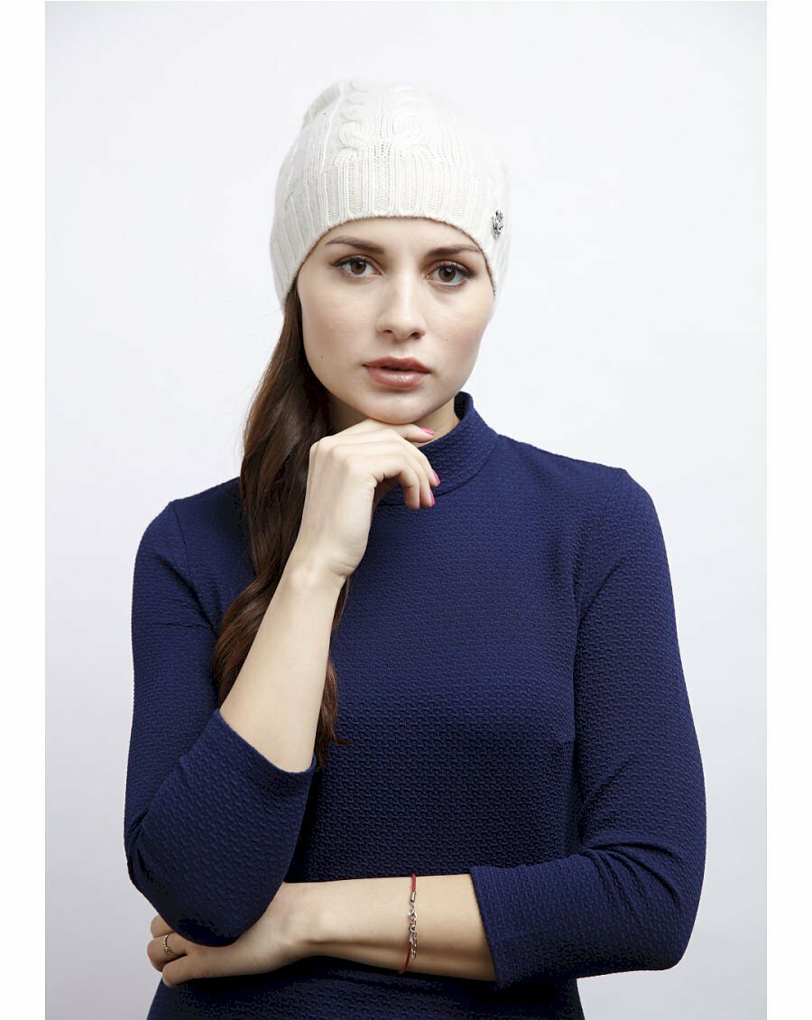 Шапка Базовая коллекция для женщин