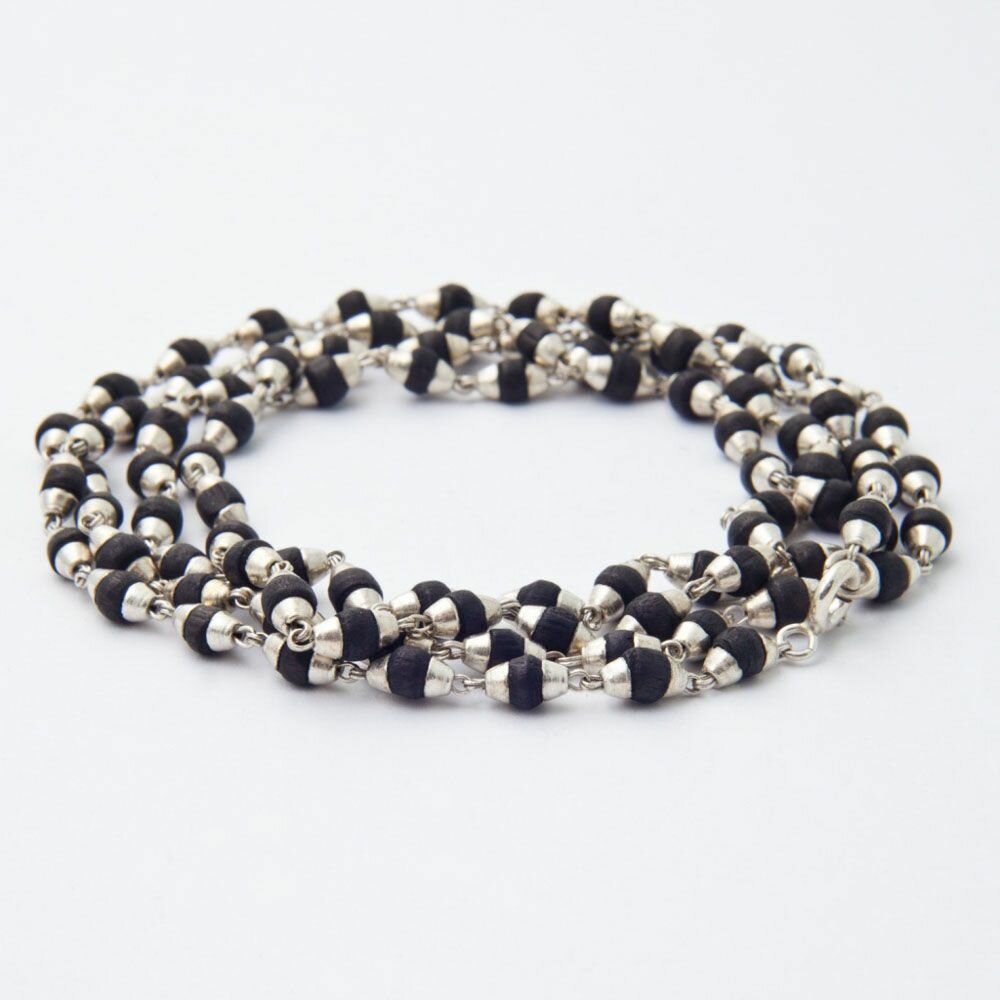 Бусы, дерево