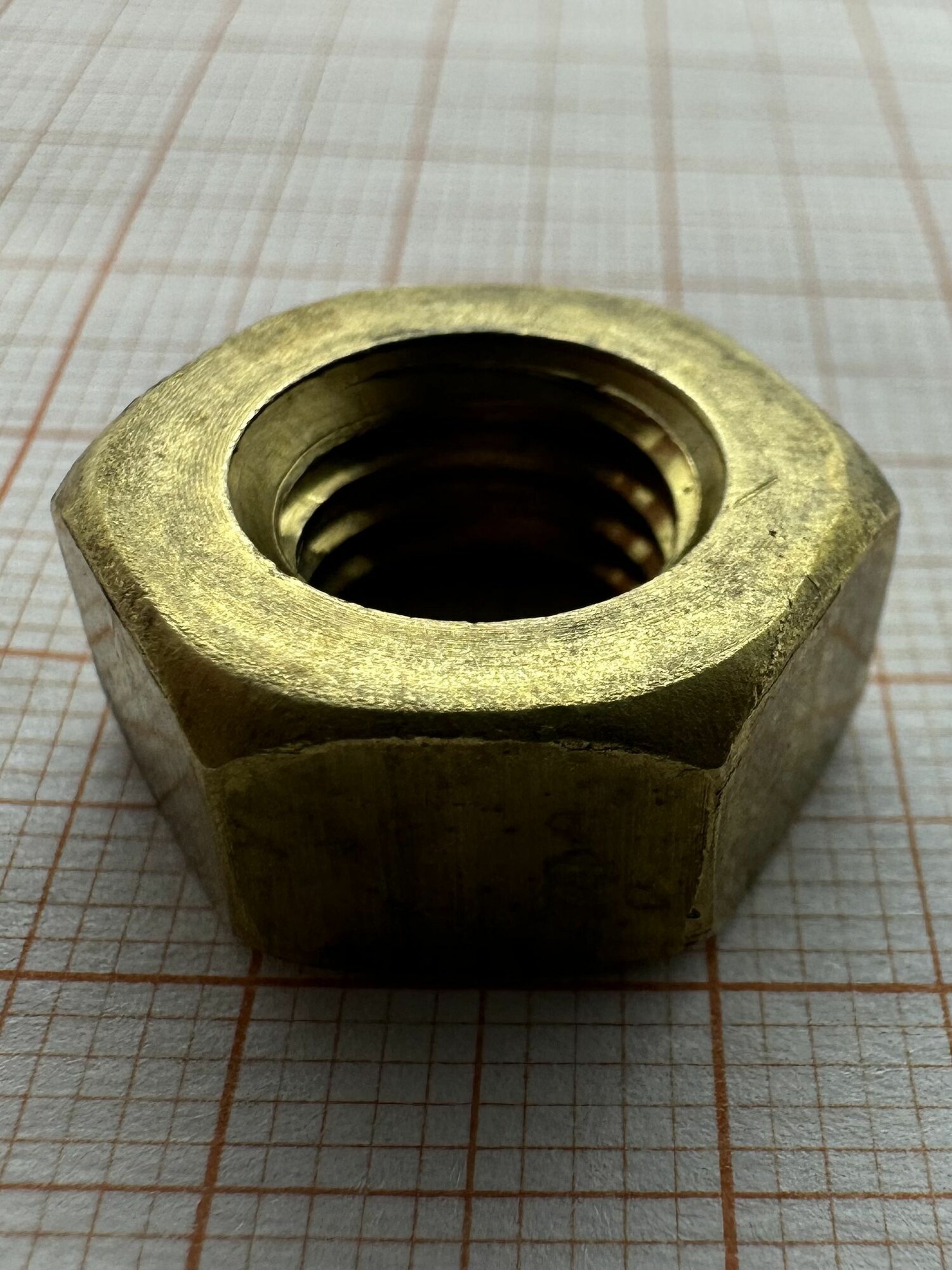 Гайка М10х1,5х8 приемной трубы, латунь, УАЗ, Волга