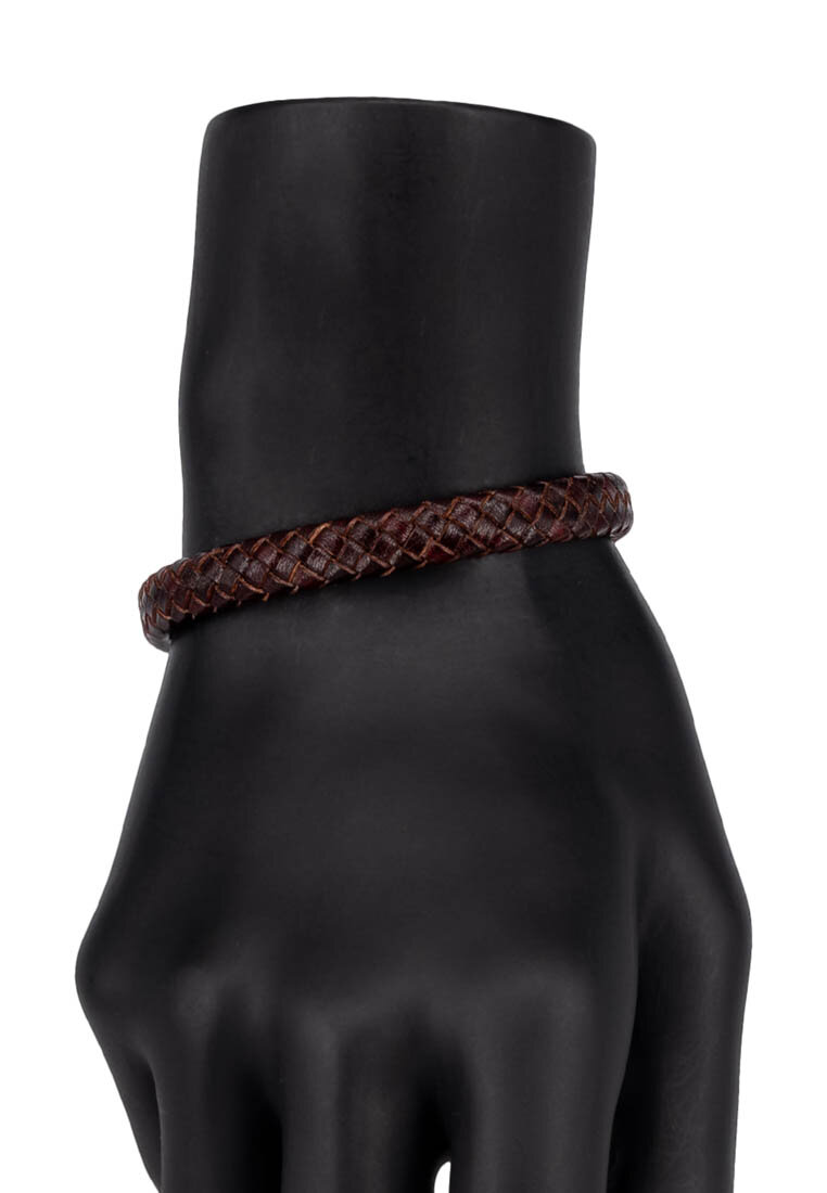 Плетеный браслет