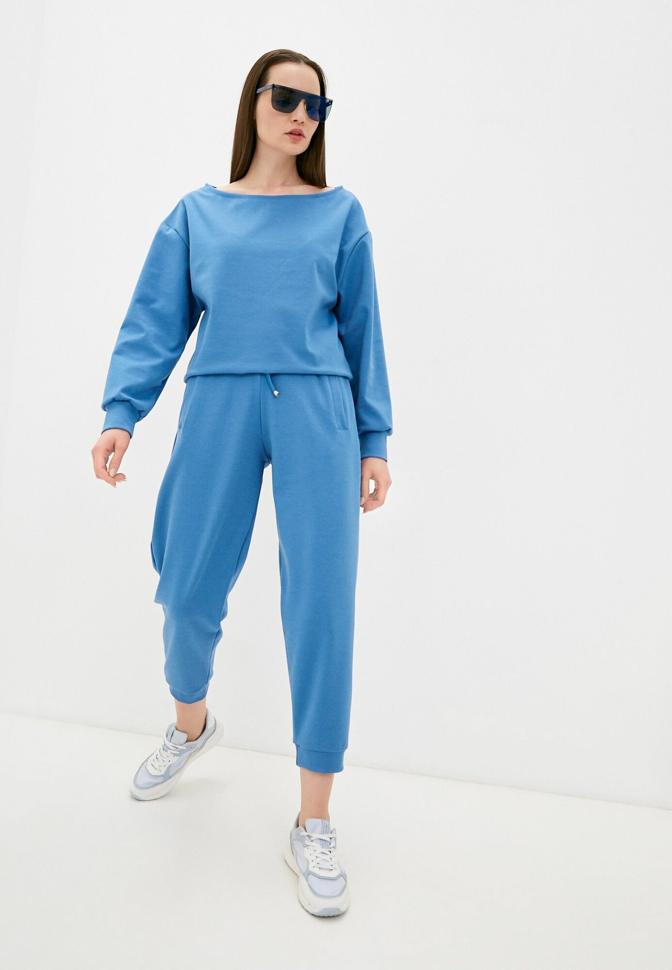 Костюм спортивный