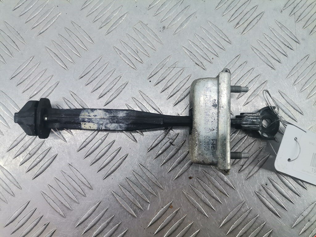 Ограничитель открывания двери задней Opel Astra J 13270612 арт. 1923185