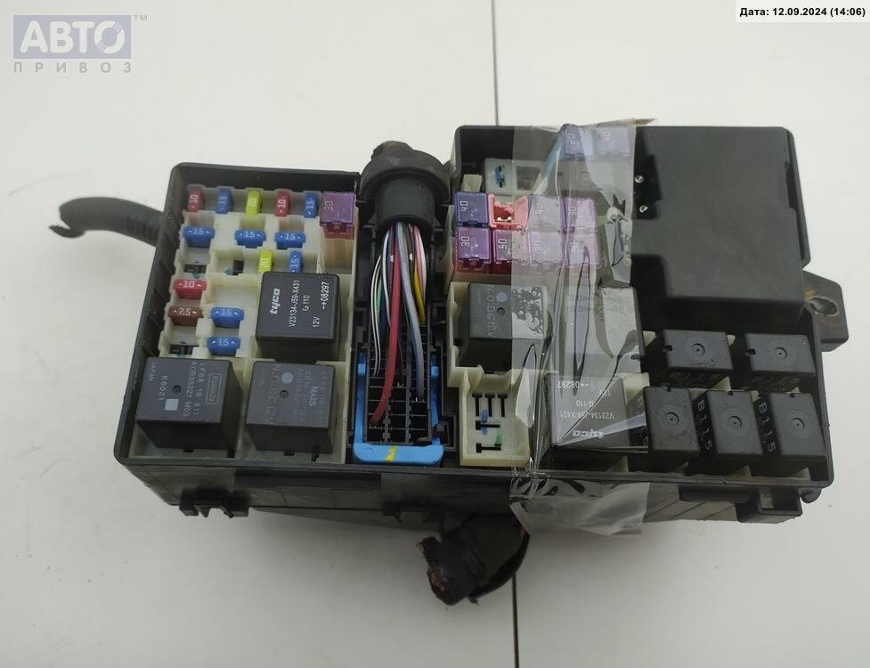 Блок предохранителей Mazda CX-7