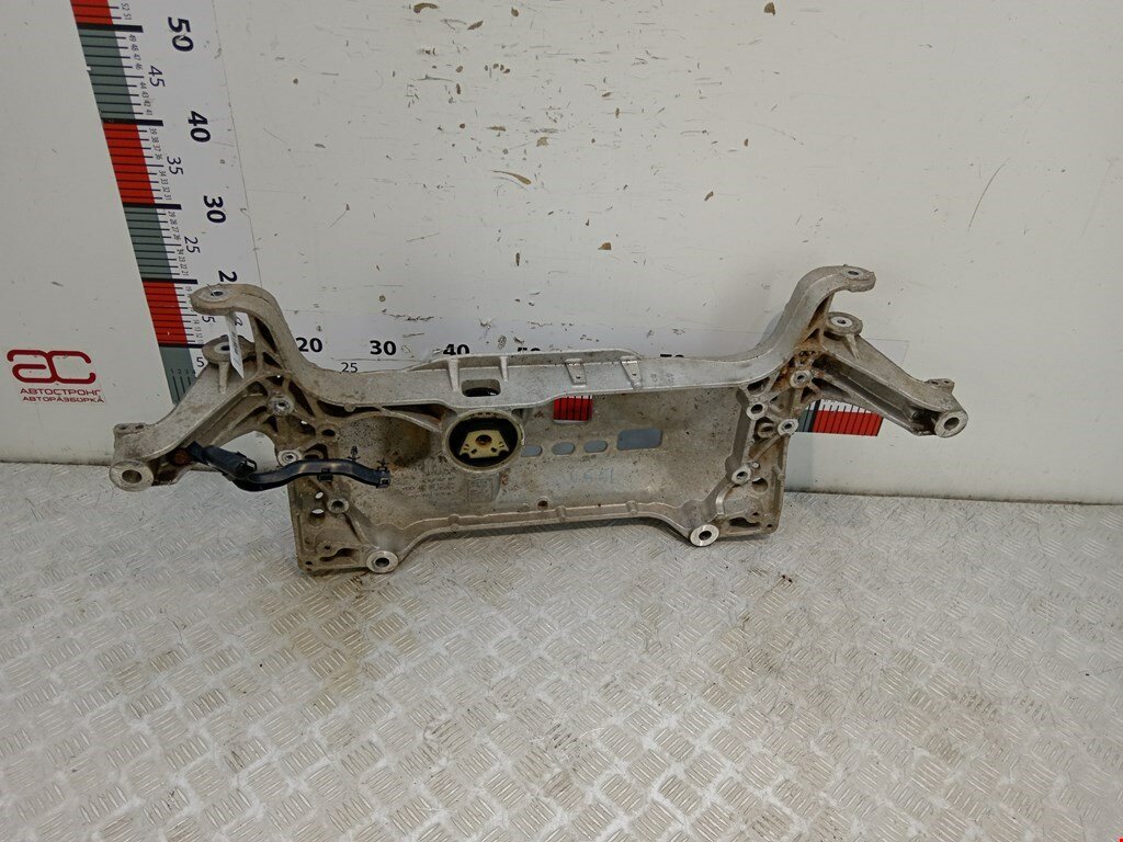 Балка подмоторная (подрамник) Volkswagen Passat 6 3C0199313AC арт. 2168666