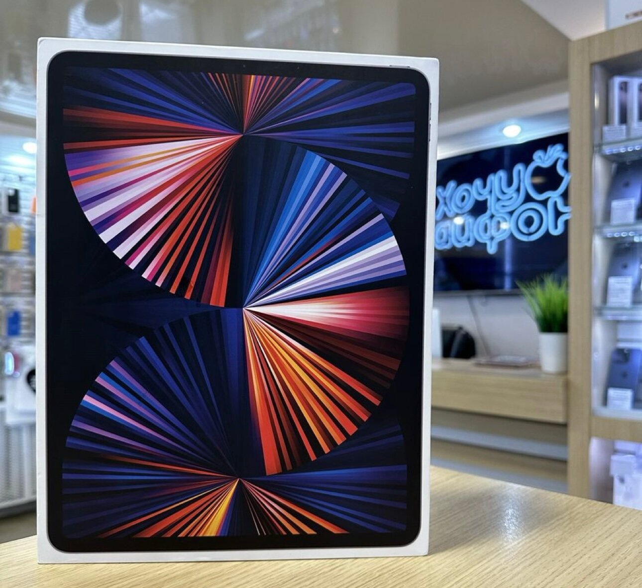 12.9" Планшет Apple iPad Pro 12.9 (2021), 1024 ГБ, Wi-Fi + Cellular, iPadOS, серый космос