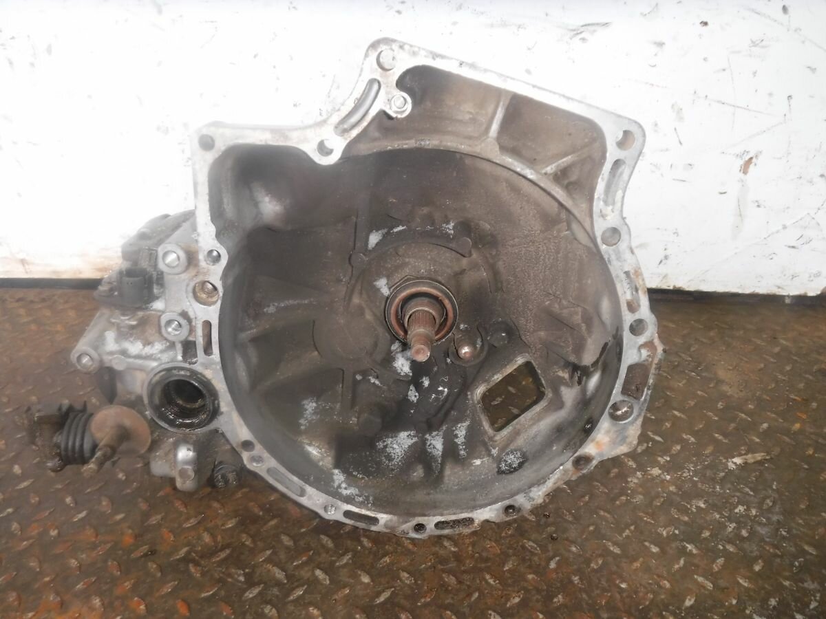 Механическая коробка передач Mazda 323 BJ F5E017100A