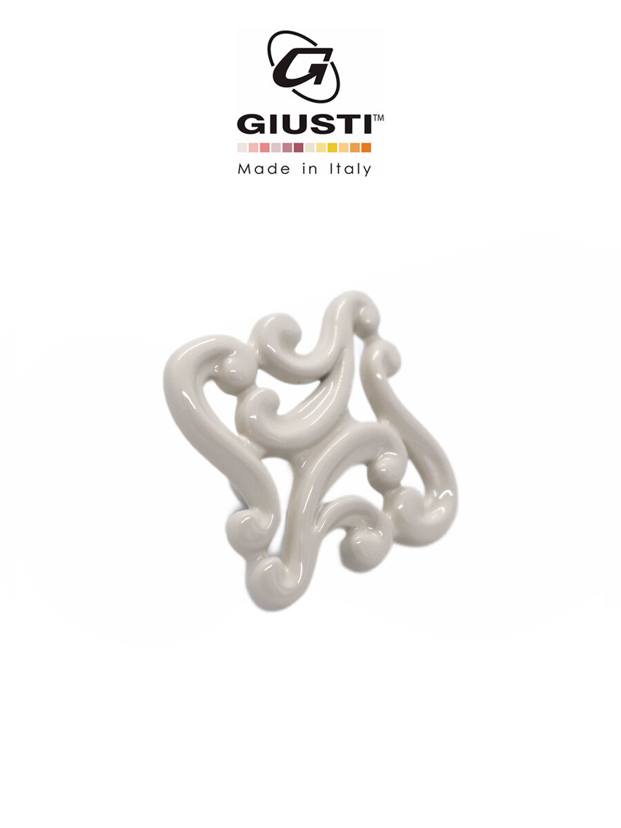 Ручка мебельная кнопка Giusti (Италия) слоновая кость лак (1 шт.)