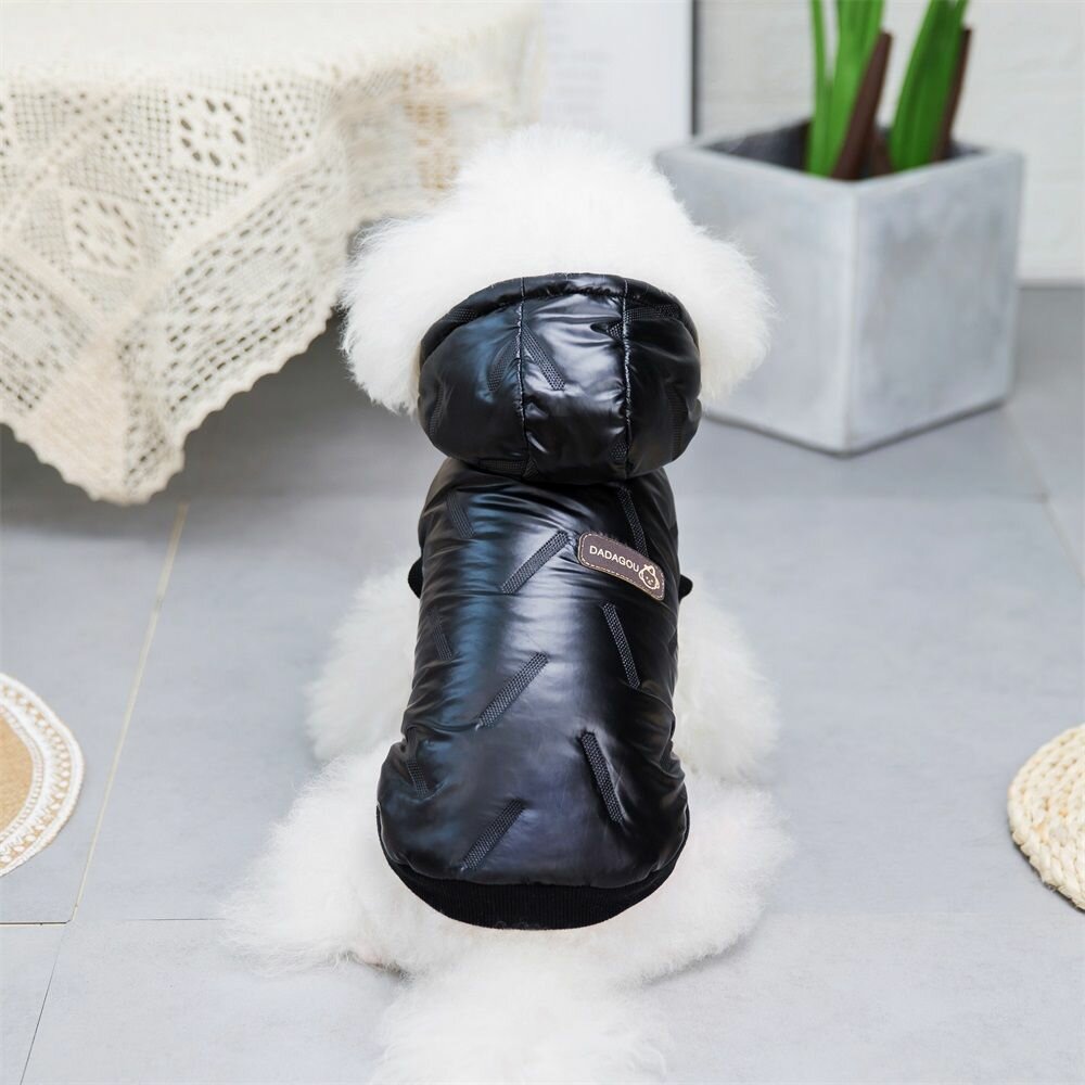Зимняя куртка с капюшоном для собак