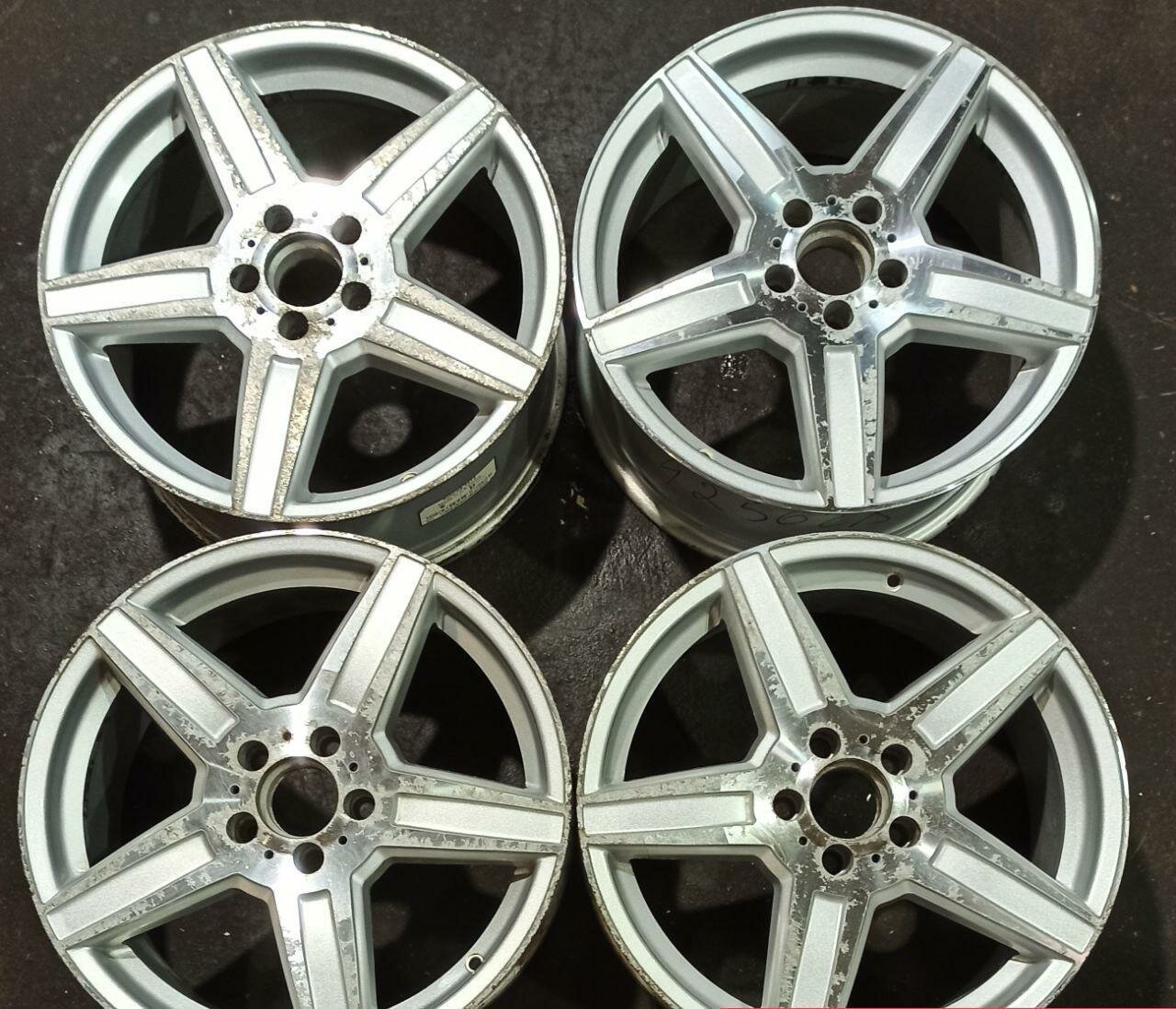 Колесные диски Replica 18x8.5 PCD 5x112 D66.6 ET60 Серебристый с полированной лицевой поверхностью (Реплика)