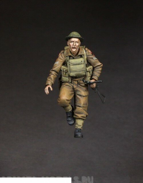 35141SOGA British corporal for Universal Carrier.