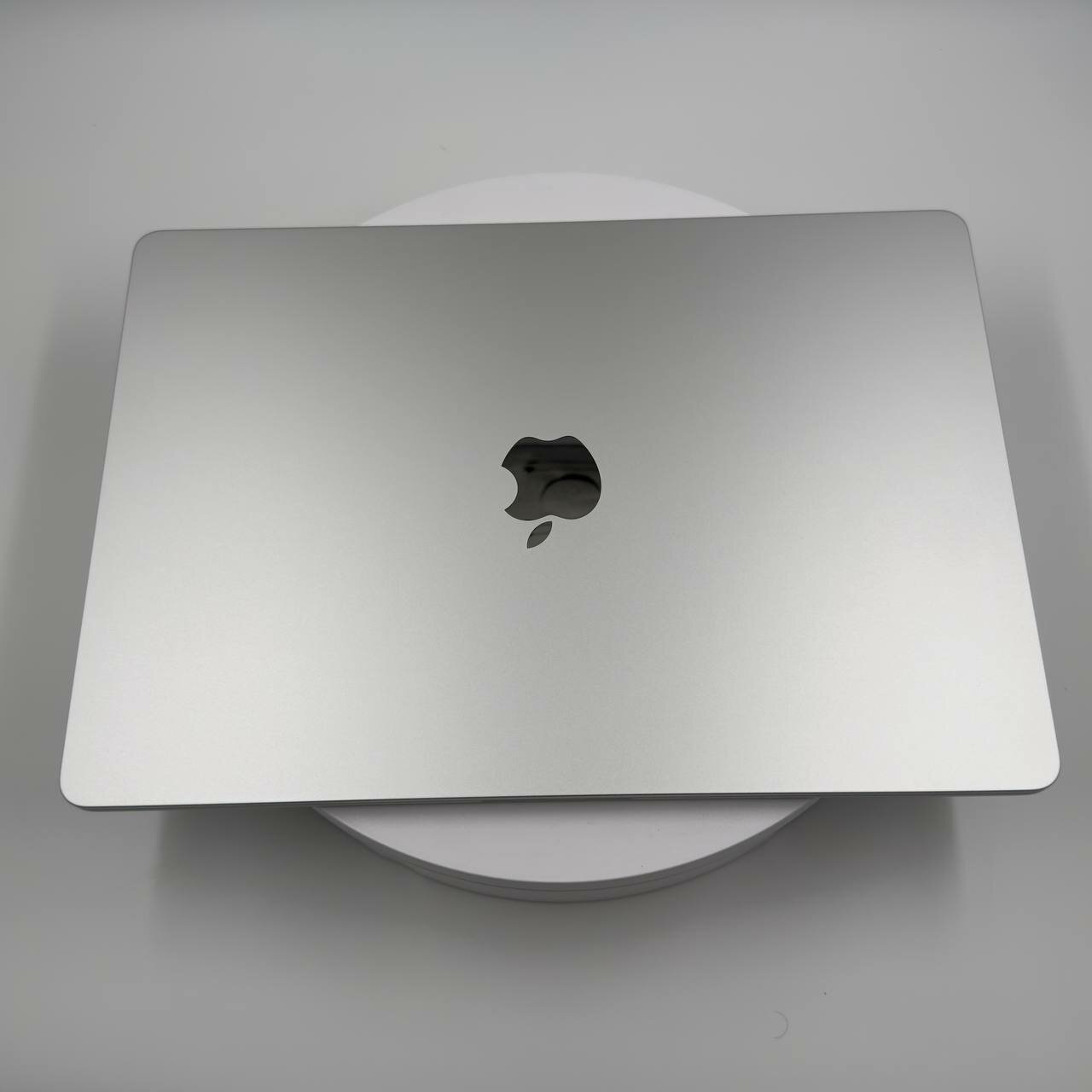 15.3" Ноутбук Apple MacBook Air 15 2023, Apple M2 3 ГГц, RAM 8 ГБ, SSD 256 ГБ, серебристый