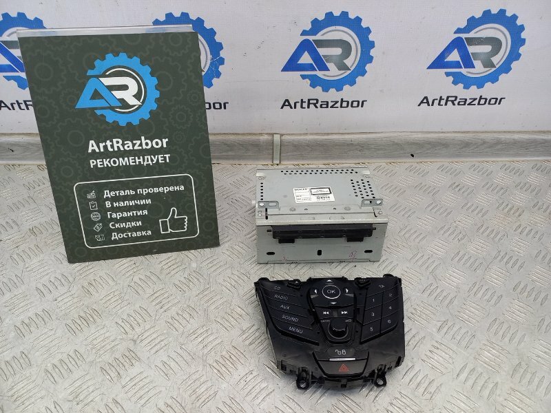 Б/У Магнитола Ford Focus 3 MK3 / Форд Фокус 3 MK3 1.6 PNDA 125 Л.С седан 2011