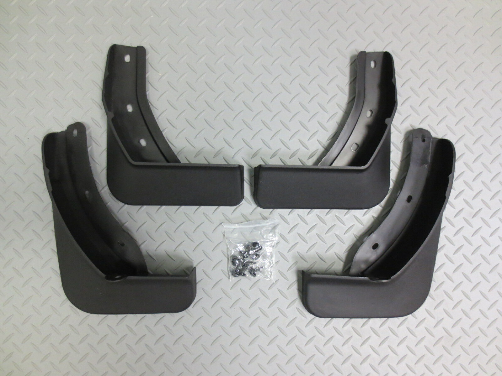 Брызговики Volkswagen Passat B8 2014-2020