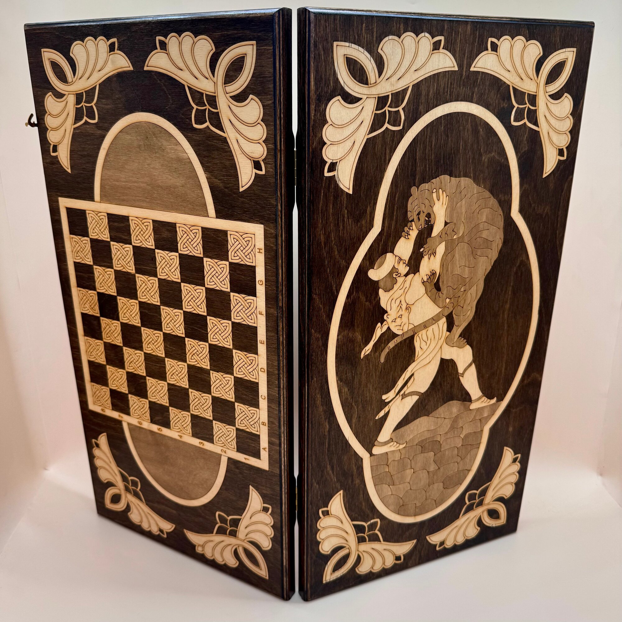 Нарды Деревянные грузинский рыцарь В тигровой шкуре