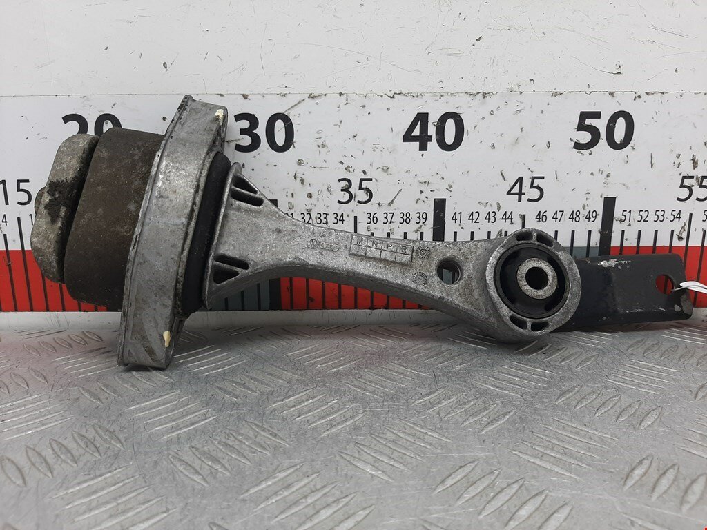 Подушка (опора) крепления КПП Volkswagen Golf 4 1J0411305A арт. 2145148