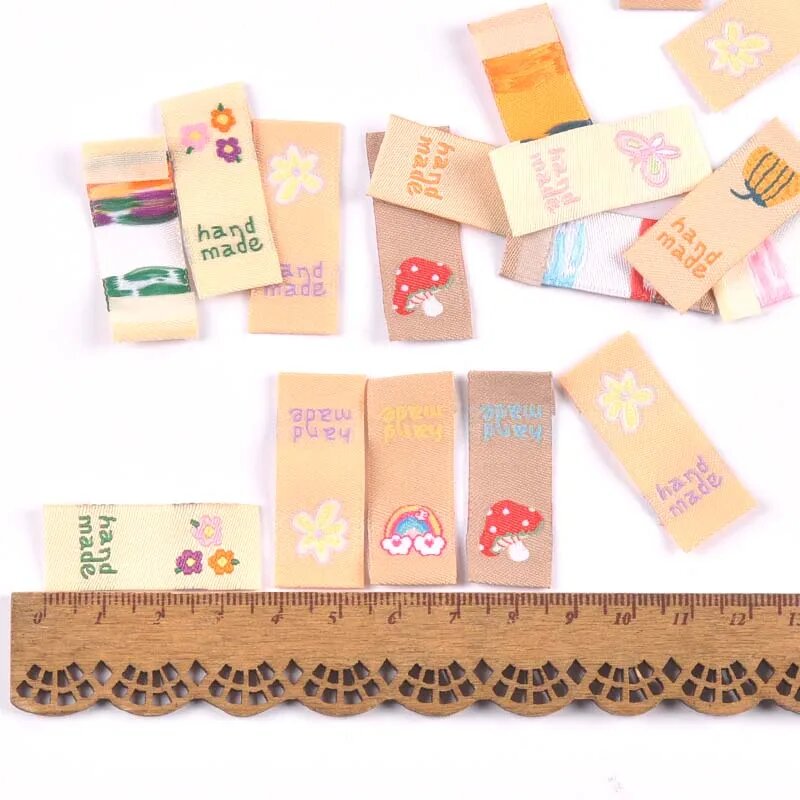 Этикетки для одежды с бабочками и радугой, 50 шт. random mix