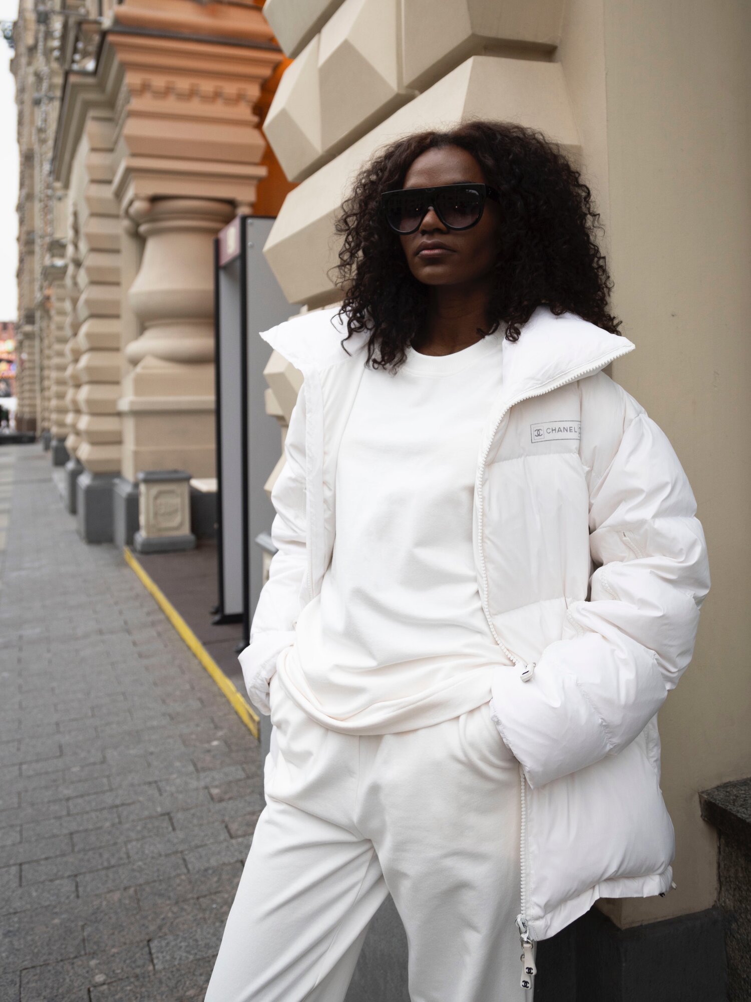 Костюм спортивный LA the brand Костюм sport casual капсула футболка и брюки