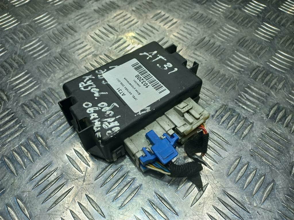 Блок управления Б/У для Opel Antara I (2006—2011) 25843242