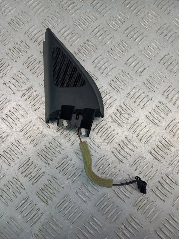 Б/У Уголок зеркала Volkswagen Passat B7 / Фольксваген Пассат B7 1.8 CDA 152Л.С. МКПП 2011 лев.