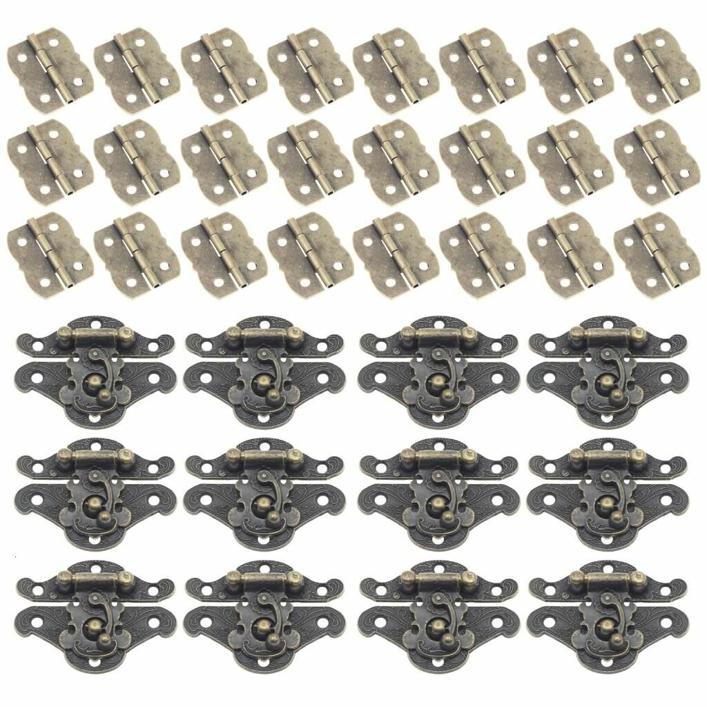 Старинный навесной замок с декоративной петлей в форме бабочки