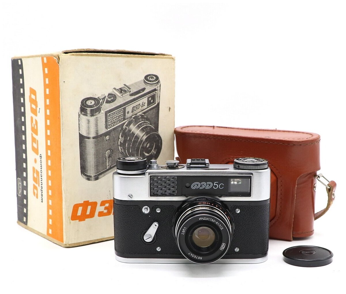Фотоаппарат Фэд 5С в упаковке (СССР, 1956г.)