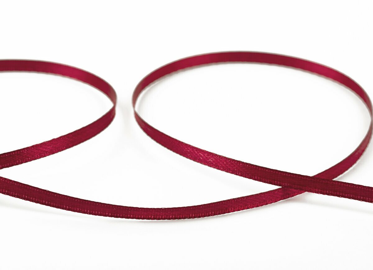 Лента атласная 3 мм (1/8 ") Gamma AL-3P двухстор. 91.4 м №142 св. фиолетовый