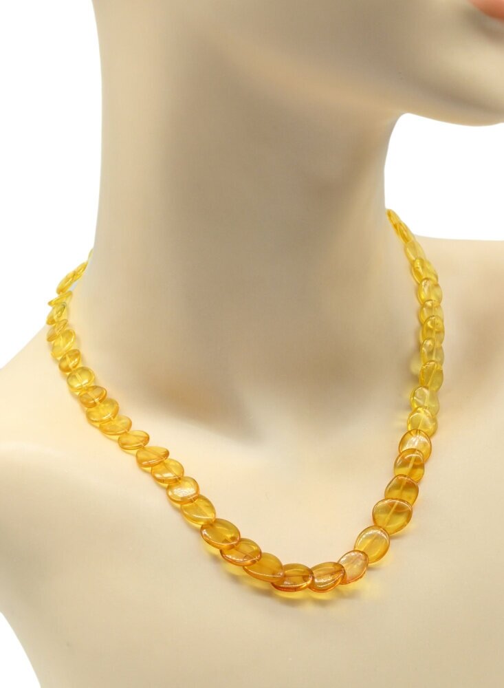 Бусы, янтарь